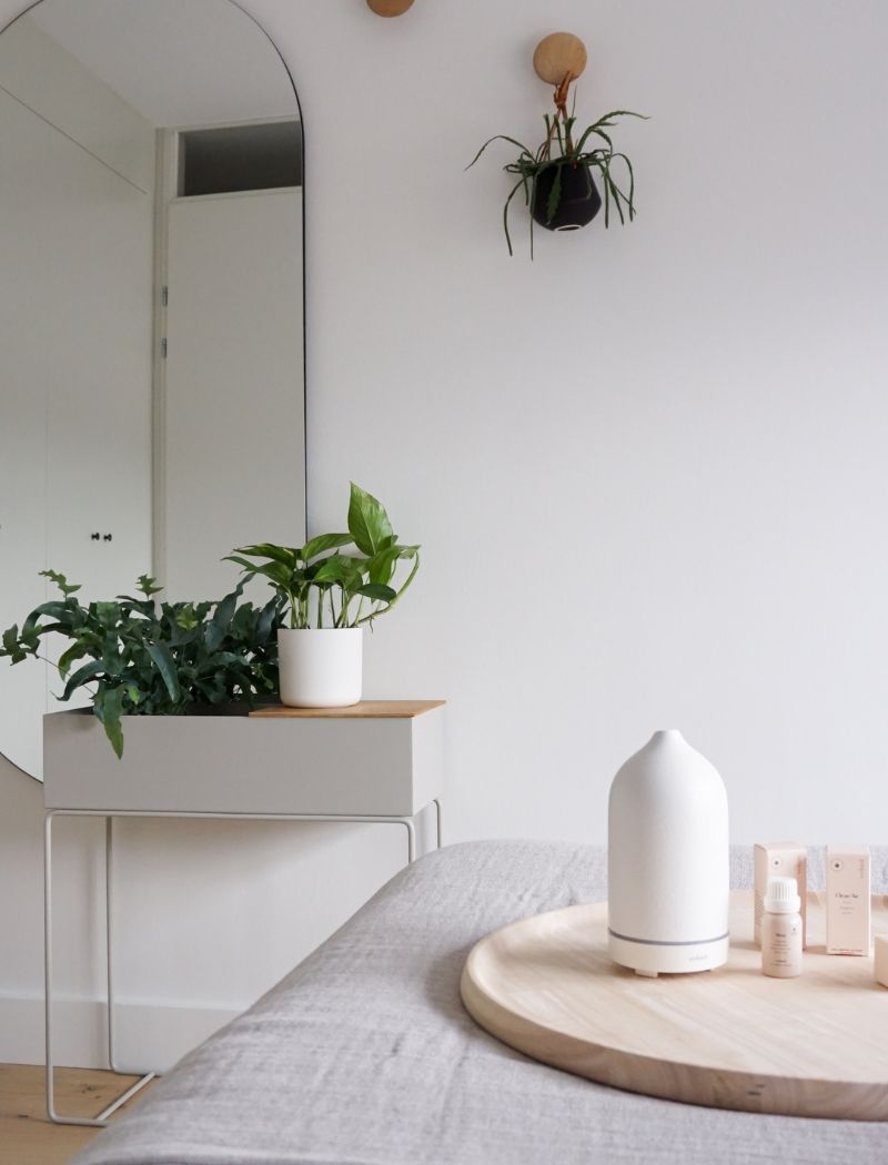 10 Ways To Transform Your Bedroom Into A Calming Space The Balanced Ceo